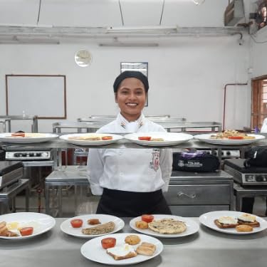 Complete World Bartender Guide: The Standard Reference to More than 2,400 Drinks: Bob Sennett ...