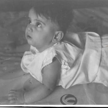 The Hundred-Year Walk: An Armenian Odyssey eBook : MacKeen, Dawn Anahid: Amazon.ca: Kindle Store