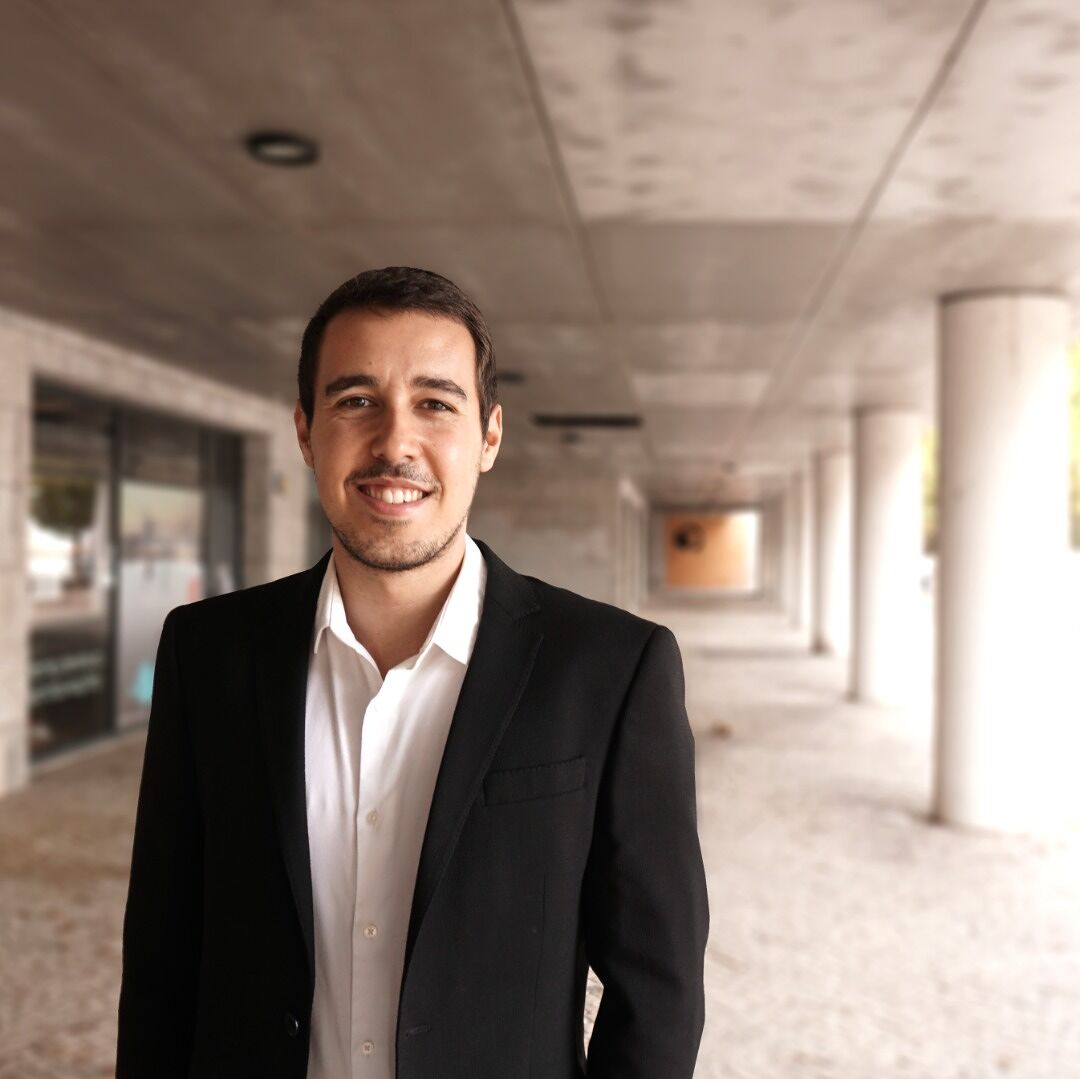 Amazones Ivo Bernardo Libros Biografía última Actualización