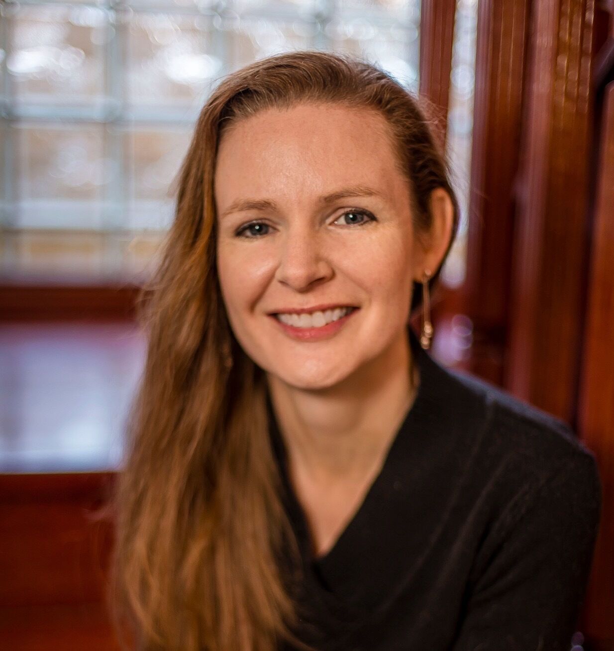 Amazon.com: The Librarian of Crooked Lane (The Glass Library Book 1) eBook : Archer, C.J ...