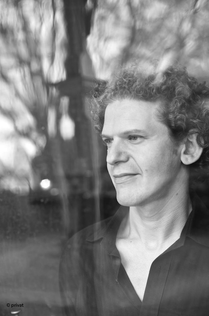 Amazon.com: Russ Harris: books, biography, latest update