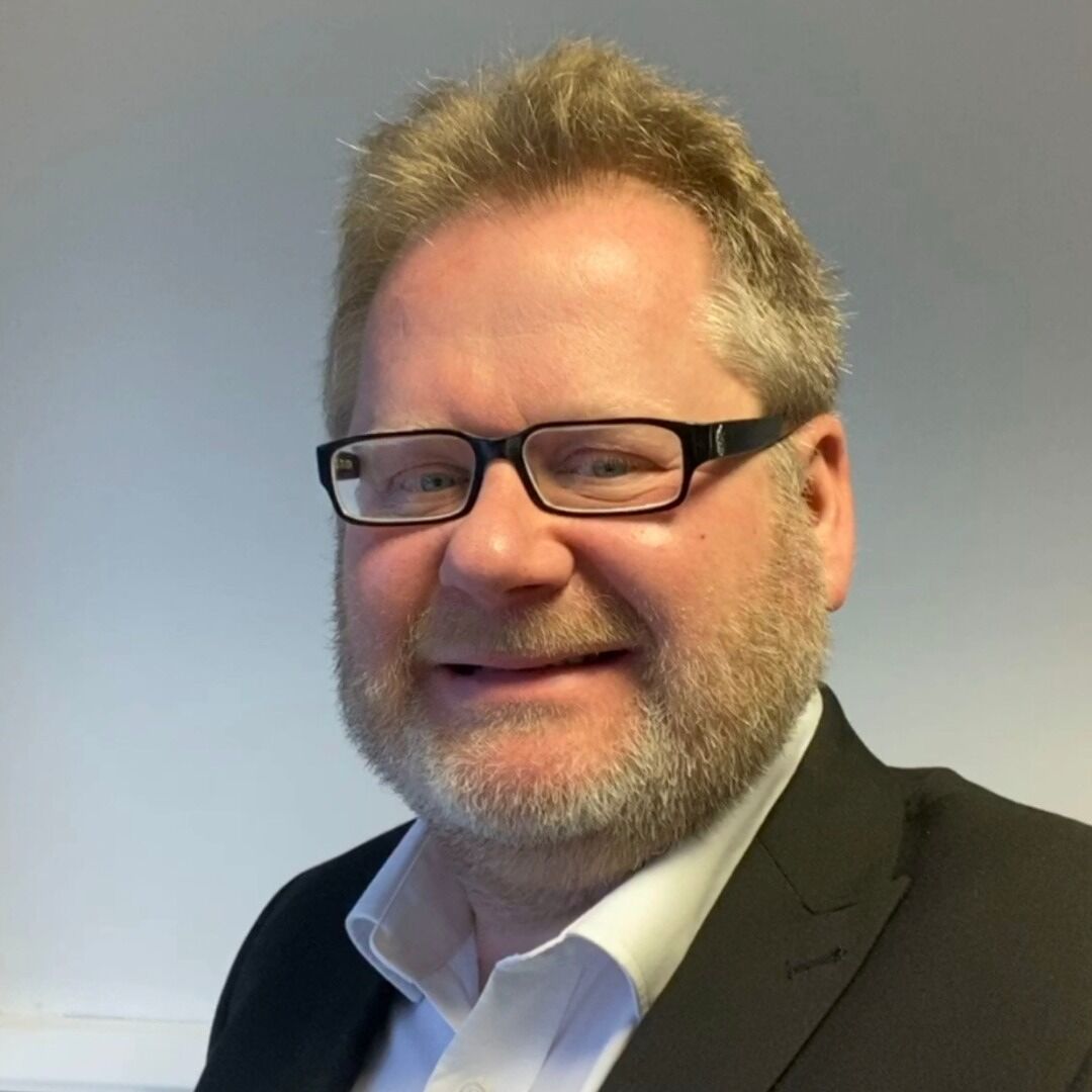 Amazon.com: Andy Douglas: books, biography, latest update