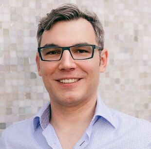 Programming with C++20: Concepts, Coroutines, Ranges, and more.: Fertig, Andreas, Panter ...