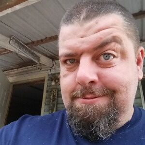 Amazon.com: The Ultimate Beginner's Guide to Homesteading: 5 Simple Steps to Self-Sufficiency ...