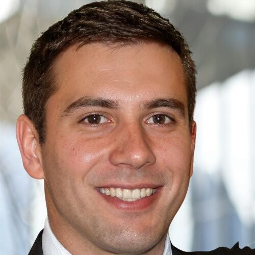 The Complete Beginner’s Guide To ChatGPT: Unlock Practical AI and Master Prompts to Harness the ...