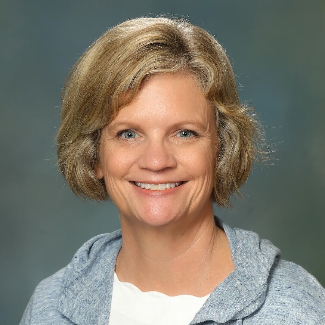 Amazon.com: Melanie Howell: books, biography, latest update