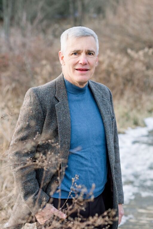 Amazon.com: Bob Mahr: books, biography, latest update