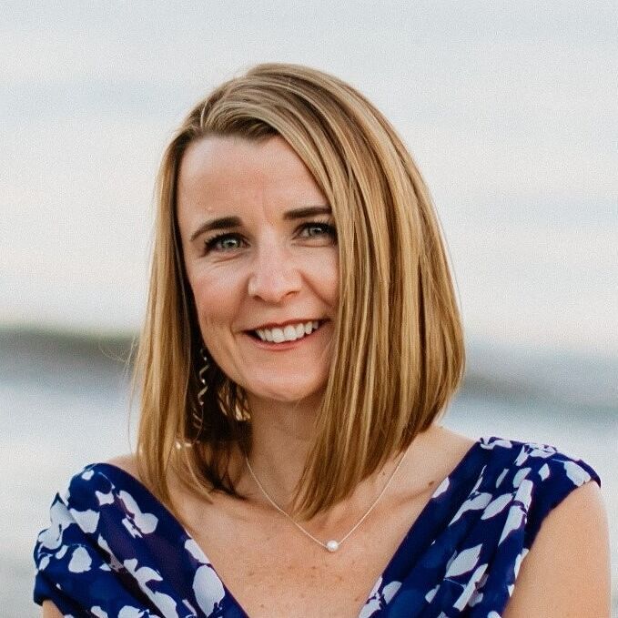 Amazon.de: Julianne Stanz: books, biography, latest update