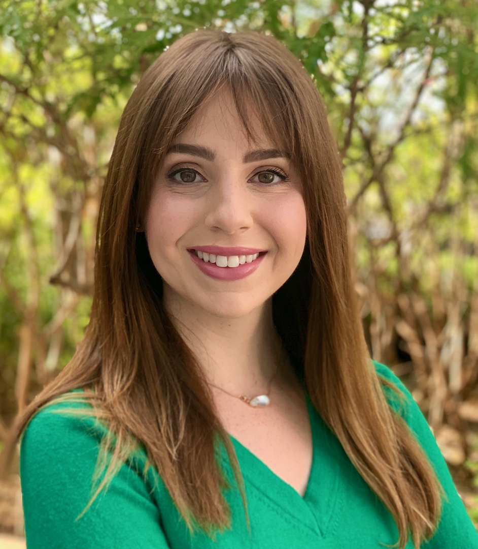 Amazon.com: Abigail Hardin: books, biography, latest update