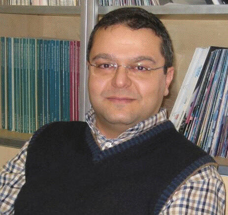 Digital System Design with FPGA: Implementation Using Verilog and VHDL (ELECTRONICS) : Unsalan ...