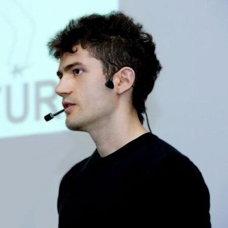 Practical Iot Hacking: The Definitive Guide to Attacking the Internet of Things | Amazon.com.br