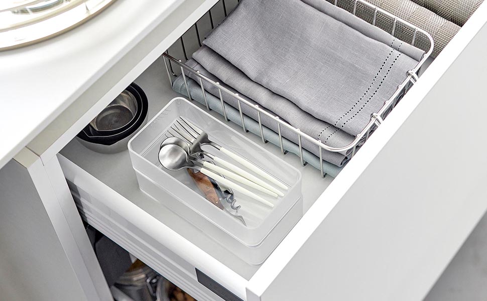 Amazon｜山崎実業(Yamazaki) 底がクリア 縦横重ねられる 引き出し整理収納ケース M 2個組 ホワイト 約W8×D16×H3.7cm タワー tower カトラリー収納 デスク ...