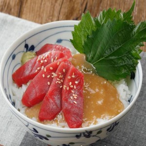 Amazon.co.jp: エバラ プチッとうどん プラス だし入り とろろうどん 126g(42g×3) ×4個 : 食品・飲料・お酒