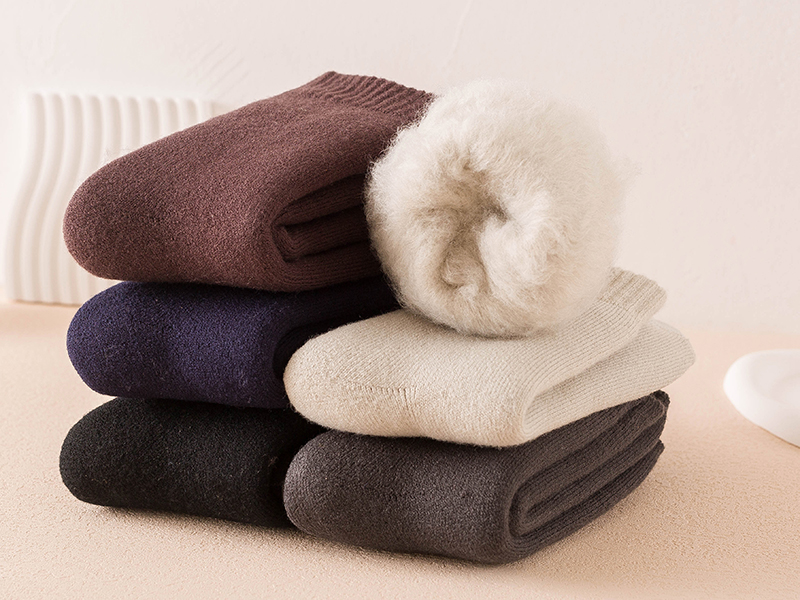 Amazon.co.jp: [konciwa] 靴下 メンズ 冬 厚手【極暖38℃恒温・極厚裏パイル・ウール素材・360°蓄熱】 ソックス ウールソックス 防寒 保温 消臭 耐久性 伸縮性 ...