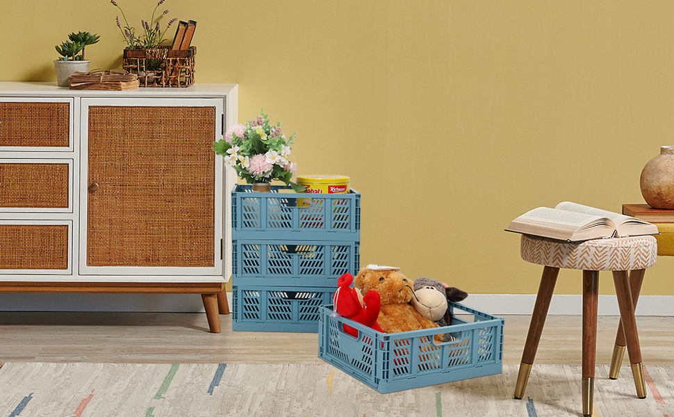 Amazon.com: 4 Pack Plastic Folding Storage Shelf Baskets, Stackable ...