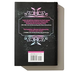 Amazon.com: Darkly: 9780593706558: Pessl, Marisha: Books