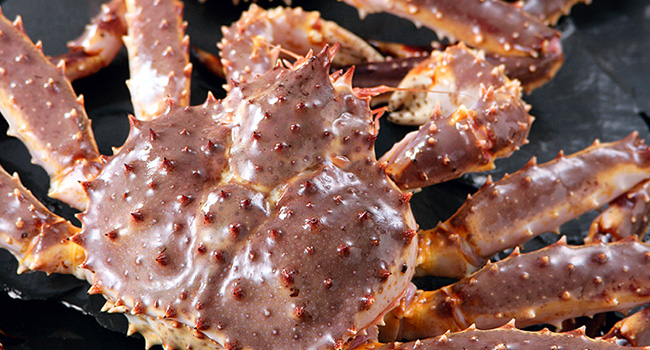 Amazon | 【甲羅組】特大 生たらばがに 1kg(解凍後800g前後)×3肩 5Lサイズ シュリンク包装 たらば タラバ タラバガニ 蟹足 加熱用 シュリンク (生たらば×3肩 ...