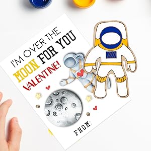 Amazon.com: GEECOZYLIFE Valentines Day Gifts for Kids - 28 Pack Space ...