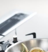 Amazon｜マーナ(marna) 極 冷凍ごはん容器 ( 2個入り / 電子レンジ / 食洗機対応 ) ご飯 冷凍ごはん 容器 ( ホワイト ) K748W｜保存容器・キャニスター オンライン通販