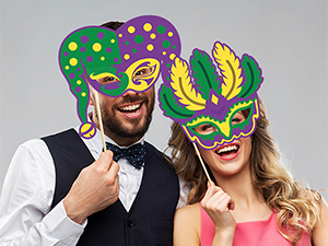 Amazon.com: 30 Pcs Mardi Gras Photo Booth Props Kit for Photoshoot ...