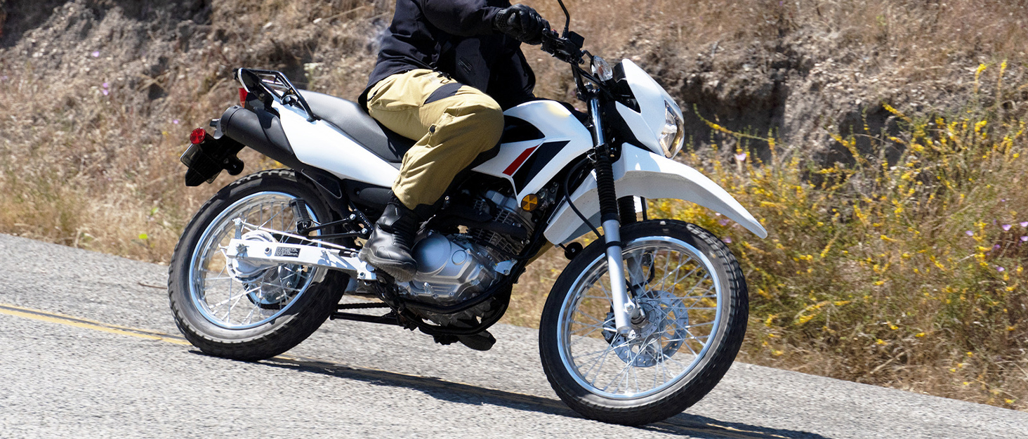 Amazon.com: CILOYU PZ26 Dirt Bike Carburetor Carb Throttle Assembly Replacement for CG 125cc ...