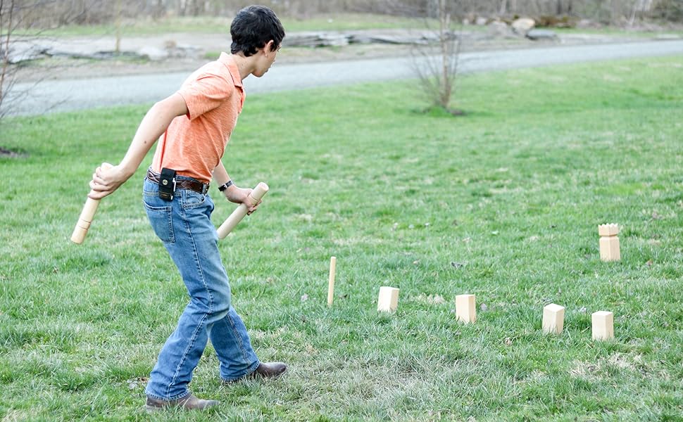 Amazon.com : AmishToyBox.com Deluxe Kubb Game Set - Maple Hardwood - Regulation Size : Sports ...