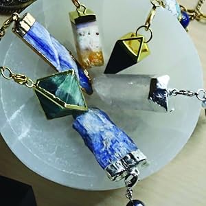 Pendulums & Intuition: Practical Advice for Trusting Your Inner Wisdom: Muller, Karina, Gendlin ...