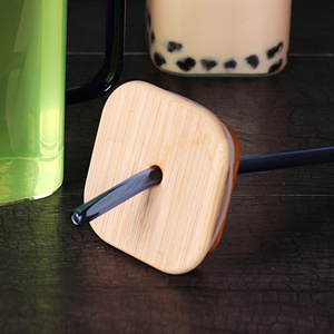 Amazon.com: Tzerotone Glass Cups with Lids and Straws, 4 Pack 17 OZ ...