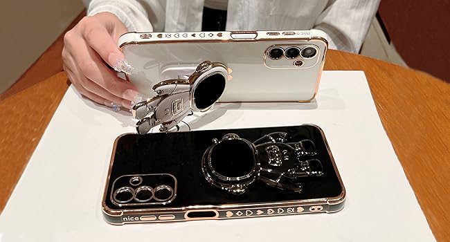 Amazon.com: phylla Phone Case for Samsung Galaxy A15 4G/5g 6.5",Luxury Plating Astronaut Stand ...