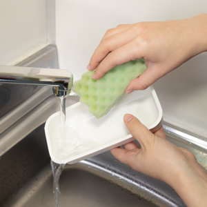 Amazon.co.jp: OSK(オーエスケー) 弁当箱 ぱんだ ランチボックス 仕切付 550ml 日本製 食洗機 電子レンジ対応 抗菌 ロック付き おしゃれ かわいい 汚れにくい 男女 ...