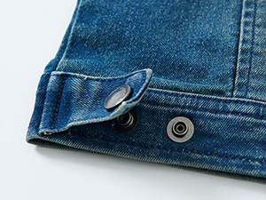 Amazon.co.jp: 寅壱 デニムジャケット 8890-124 寅一 ストレッチ ブルゾン ワークジャケット 作業着 上下セットアップ 可能 TORAICHI プロユニステッカー付 [4 ...