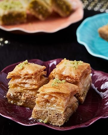 Amazon.com: Cedar Pastries Assorted Mediterranean Baklava - 34pc Mix of ...