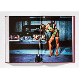 Naomi. Updated Edition: Taschen: 9783836563529: Amazon.com: Books