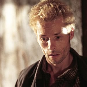Memento [Standard Edition] [Blu-ray]: Amazon.co.uk: Guy Pearce, Carrie-Anne Moss, Joey ...