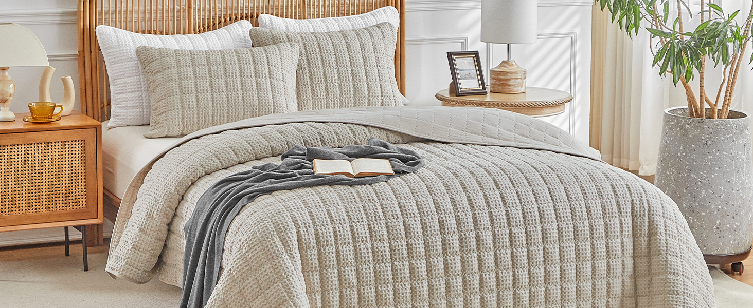 Amazon.com: WARMDERN Waffle Weave Quilt Set Queen Size, Soft Lightweight Summer Classic ...