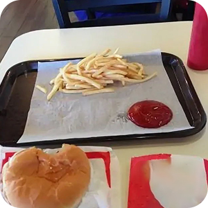 Amazon.com: HEIHAK 10 Pack Plastic Fast Food Tray, 14x10 Inch Plastic ...