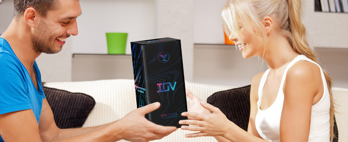 Amazon.com: IOV Cocktail Shaker Bar Set, 24oz Martini Shaker with Built-in Strainer, Bar Tool ...