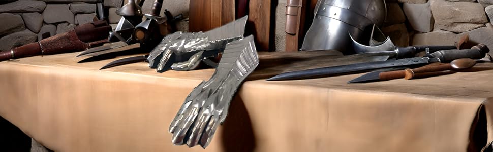Amazon.com: Medieval Nazgul Fantasy Gauntlets SCA Armor Gauntlets ...
