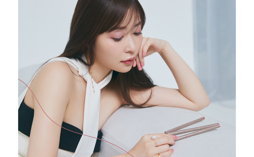 Amazon | Ririmew [ リリミュウ ] マルチフィットライナー 【 指原莉乃プロデュースコスメ/ペンシル アイライナー 】 (01 ギグルベージュ) | Ririmew ...