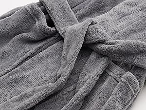 Amazon | [WULFUL] バスローブ レディース メンズ 吸水速乾 お風呂上がり 男女兼用 部屋着 ナイトガウン 長袖 無地 腰ベルト付き 保温 着る毛布 静電気防止 ポケット付き ...