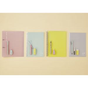 Amazon | コクヨ ルーズリーフ バインダー 2穴 KOKUYO ME A4 フラジャイルミント KME-TRBPP158LG | バインダー | 文房具・オフィス用品