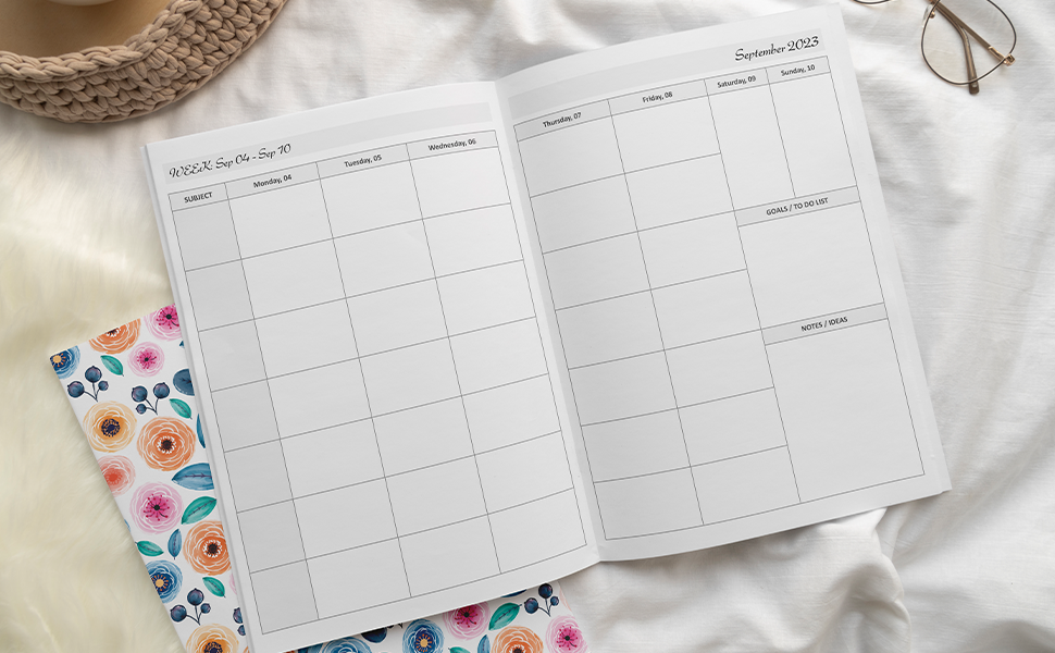 Teacher Lesson Organizer 2023-2024: Large Lesson Plan Book with a nice ...