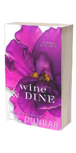 Amazon.com: Wine&Dine: a silver fox romance (Sexy Silver Foxes) eBook : Dunbar, L.B.: Kindle Store