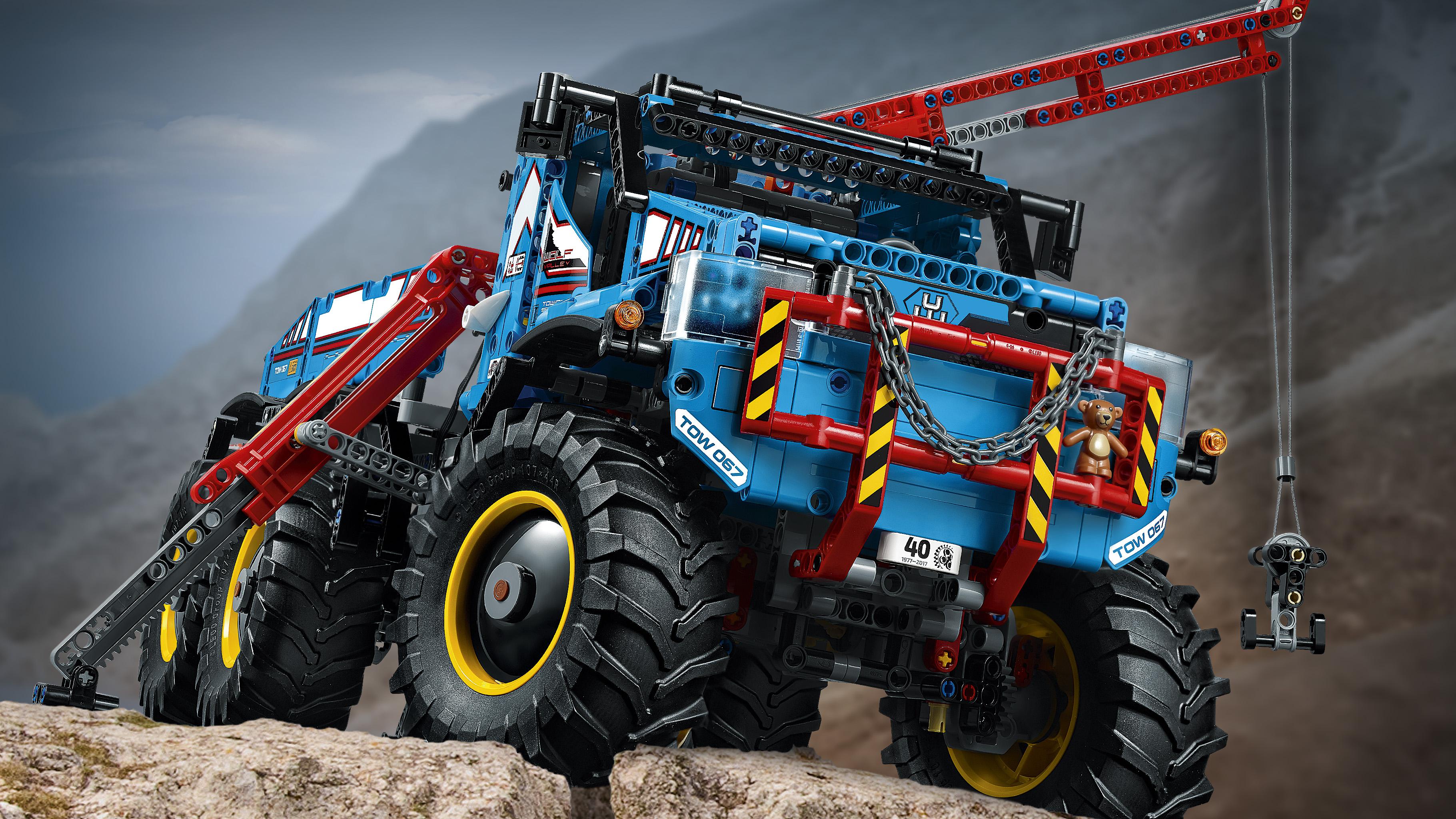 LEGO Technic 42070 - Camion Autogrù 6x6, Multicolore, 63 cm: LEGO ...