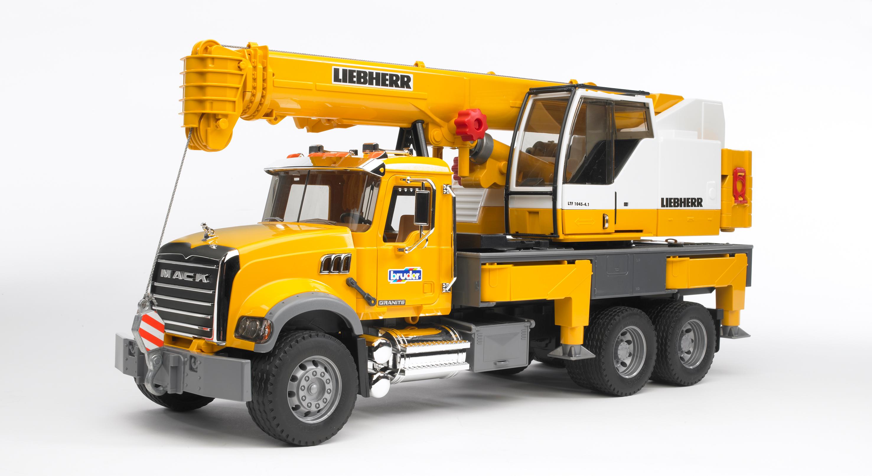 Bruder 02818 Mack Granite Liebherr Crane Truck: Bruder: Amazon.ca: Toys ...