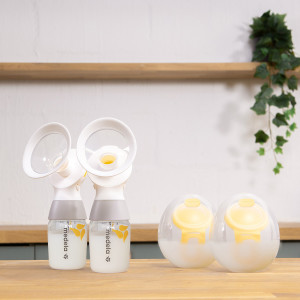 Medela Hands-free Collection Cups, Compatible with Freestyle Flex, Pump in Style with MaxFlow ...