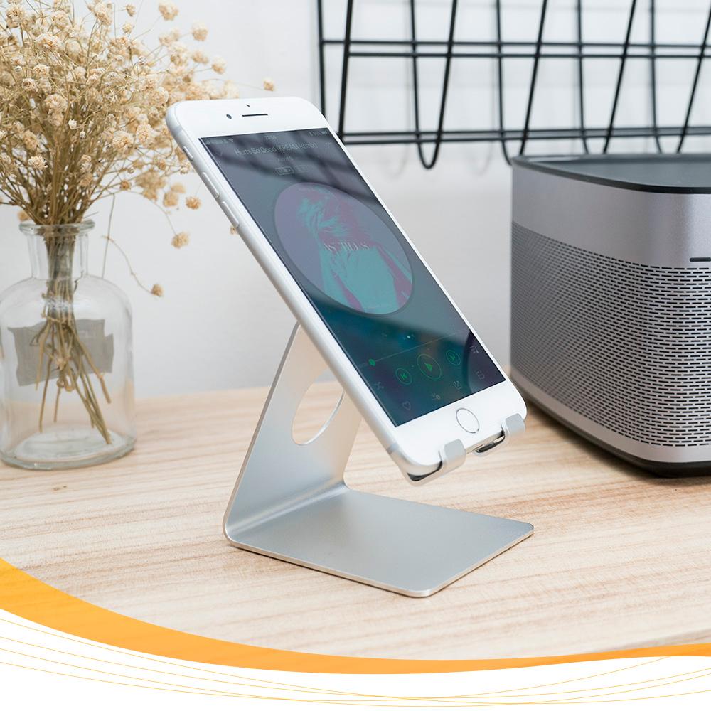 Amazon.com: Cell Phone Stand, Lamicall iPhone Stand : Desktop Cradle ...