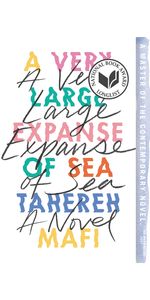 Amazon.com: A Very Large Expanse of Sea: 9780062866561: Mafi, Tahereh: Books