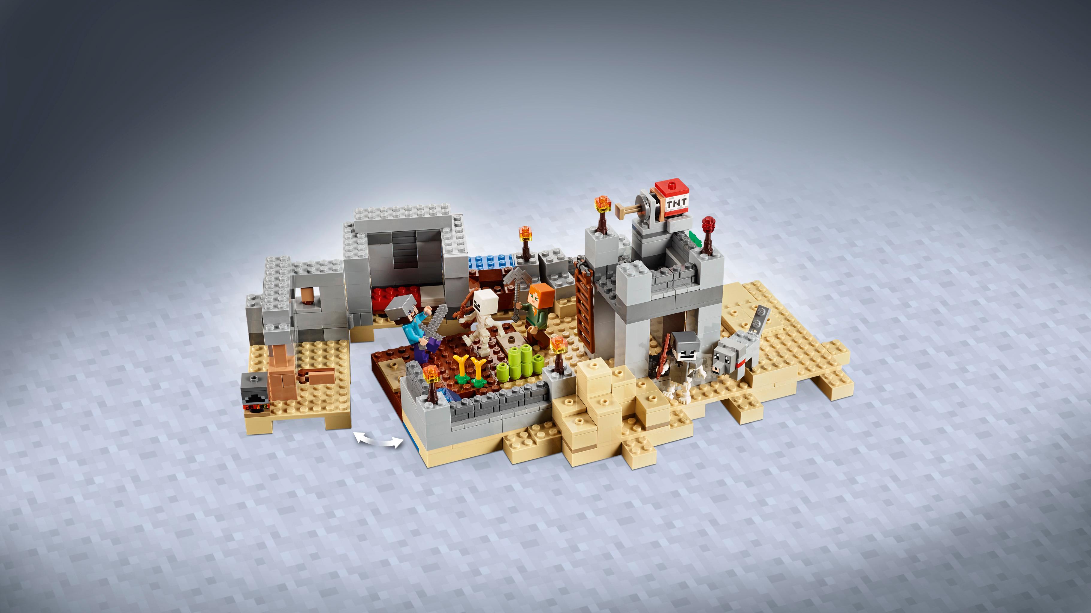 Amazon.com: LEGO Minecraft The Desert Outpost 21121: Toys & Games