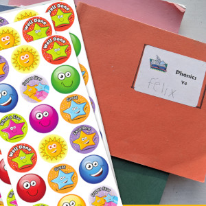 Sticker Solutions Hopping Stars and Smiles Reward Stickers (Pack of 180 ...
